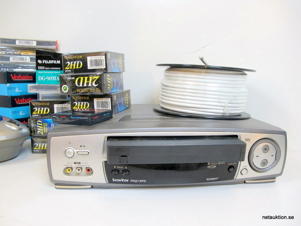 Netauktion - Lamineringsmaskin, VHS-spelare och diverse