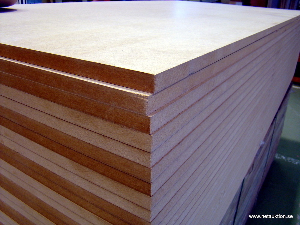 Netauktion - MDF skivor - 2440x1220 mm