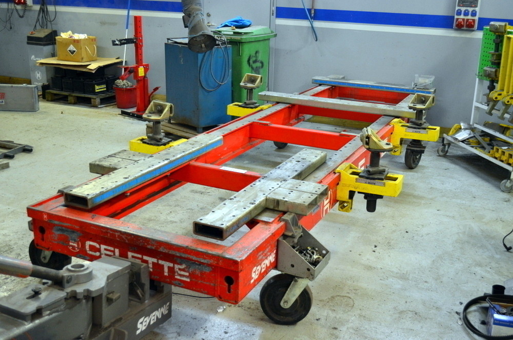 Netauktion - Riktbänk Celette Sevenne