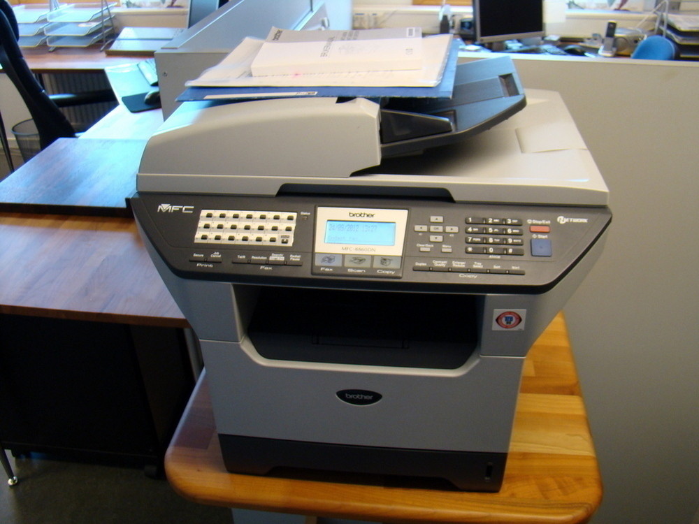 Netauktion - Multifunktionskrivare, Brother MFC-8860DN