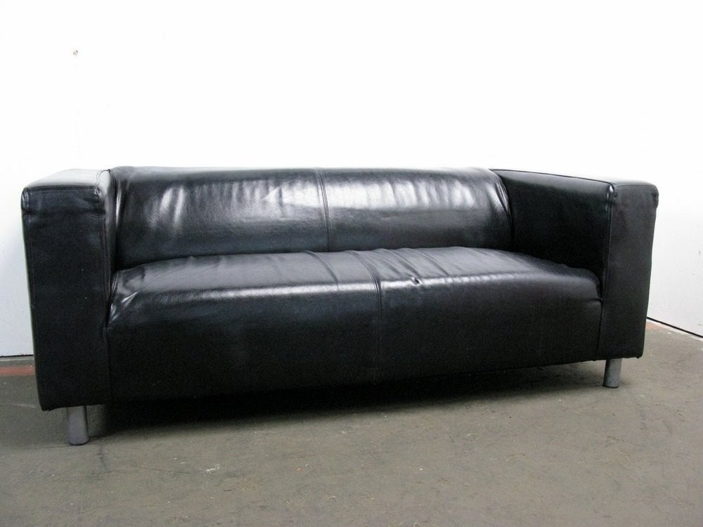 Netauktion - Svart soffa