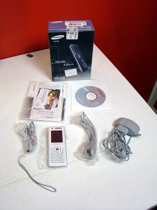 Netauktion - Samsung SGH-Z150 Ultra slim, 5st
