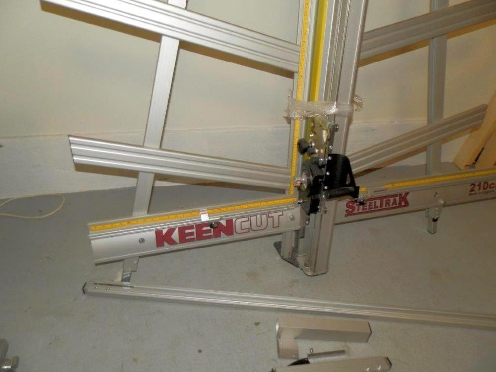 Netauktion - Skärverktyg Keencut Steeltrak, 210 cm