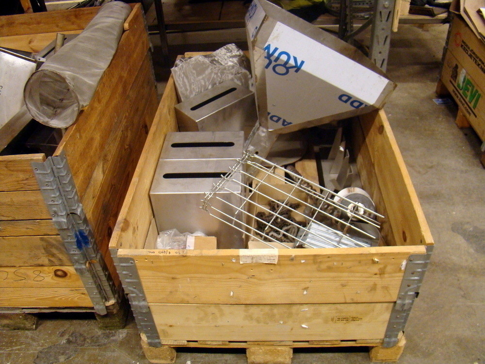 Netauktion - Material i rostfritt