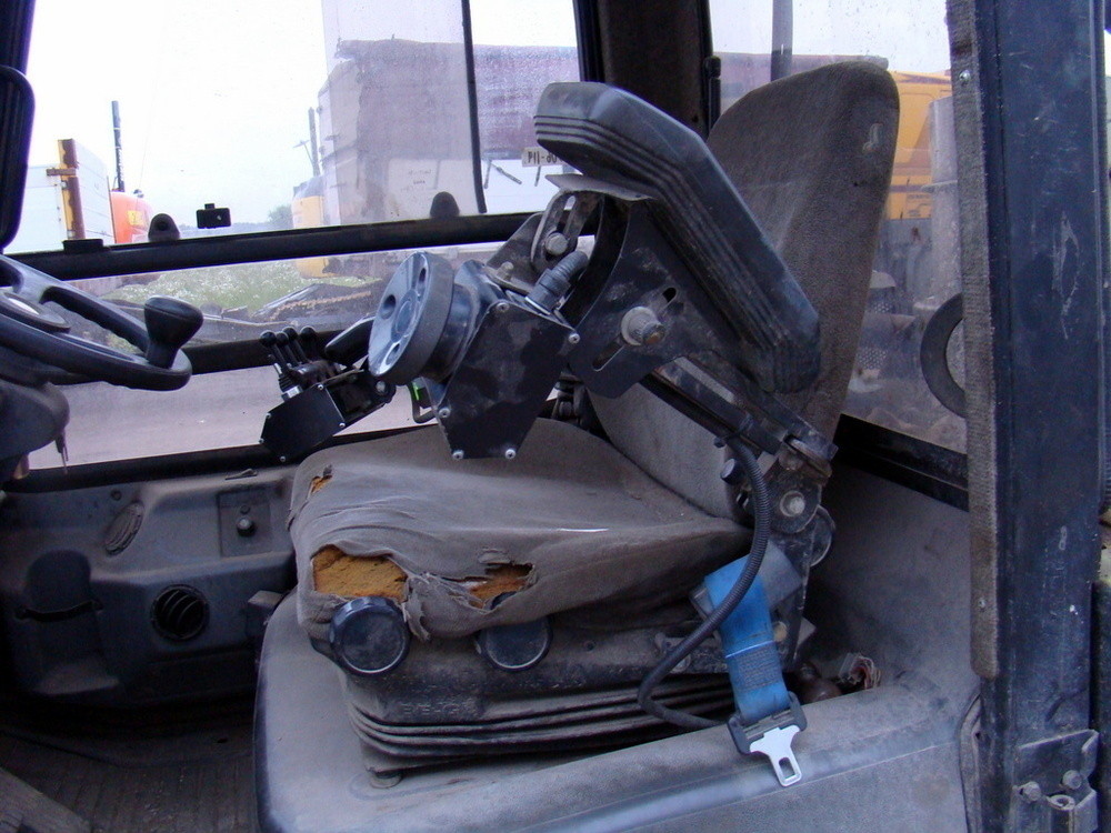 Netauktion - Dieseltruck, Clark CDP30, 2,8ton