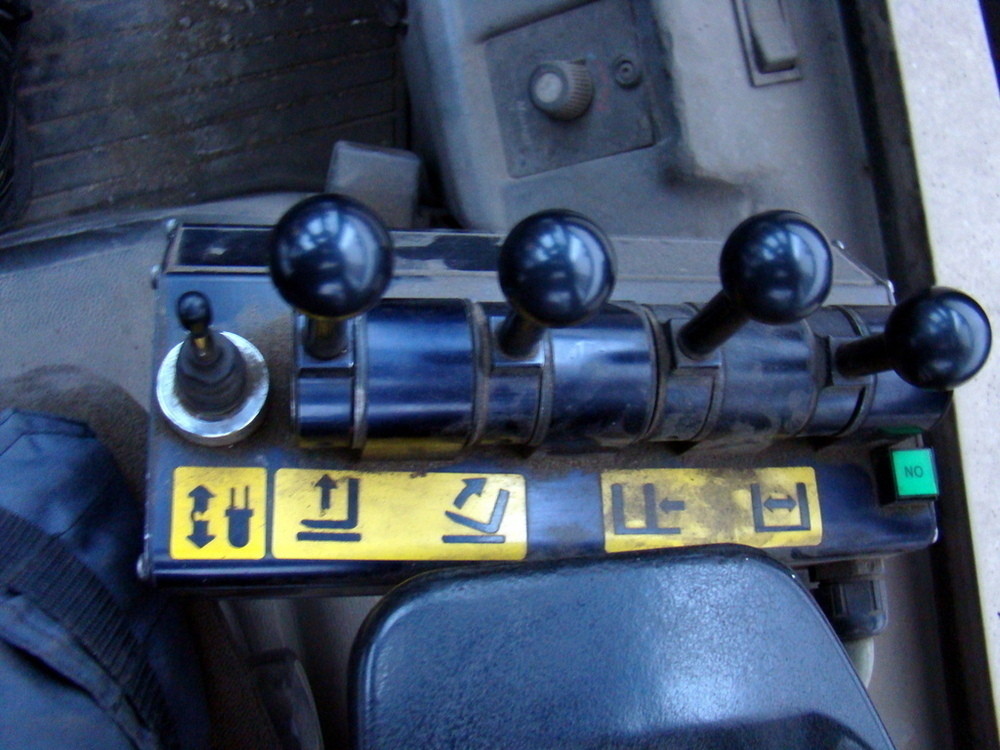 Netauktion - Dieseltruck, Clark CDP30, 2,8ton