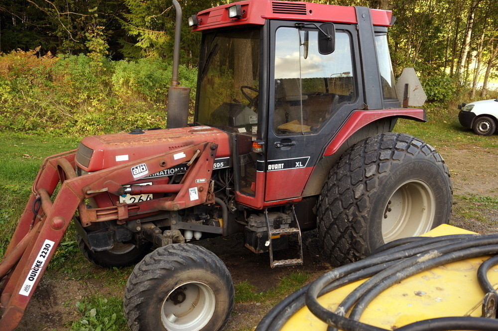 Netauktion - Traktor - CASE IH 595 XL (JES264)