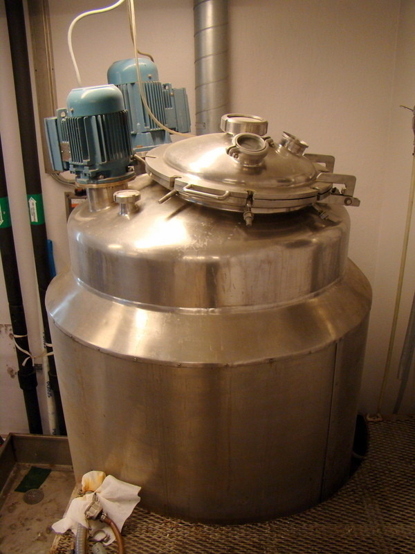 Netauktion - Rostfri tank med omrörare