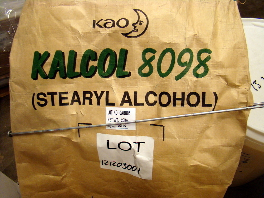 Netauktion - Coconut Oil, Compritol 888, Jaguar HP 105 mm