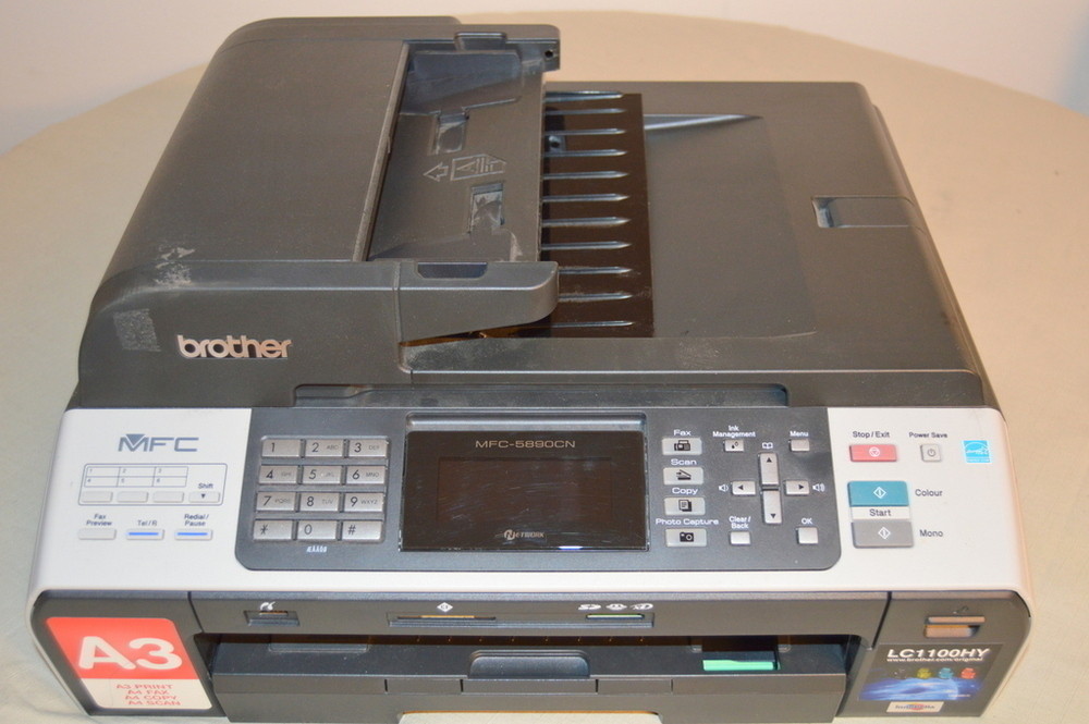 Netauktion - 1 st Brother MFC 5890 CN