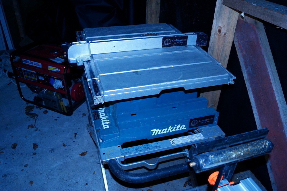 Netauktion - Makita 2704 klyvsåg