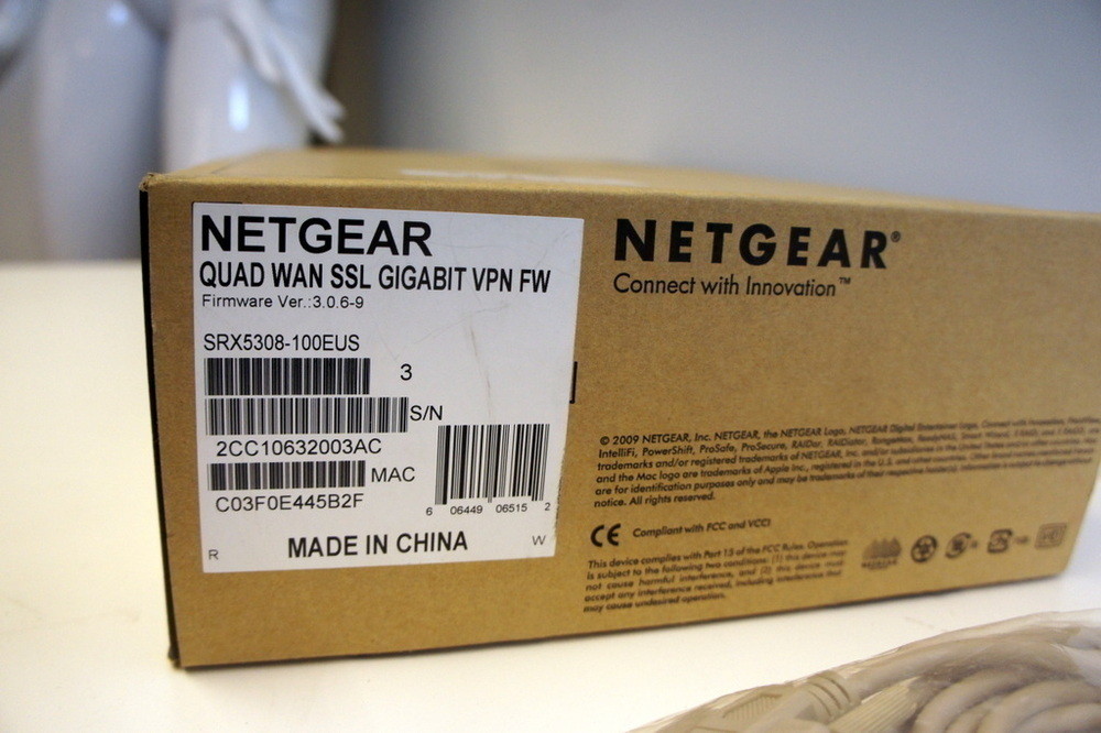 Netauktion - Brandvägg - Netgear SRX5308 Prosafe