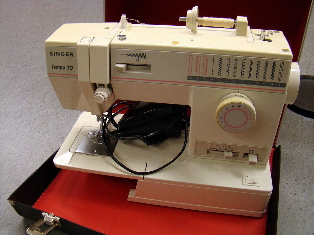 Netauktion - Symaskin, Singer Tempo70, mm