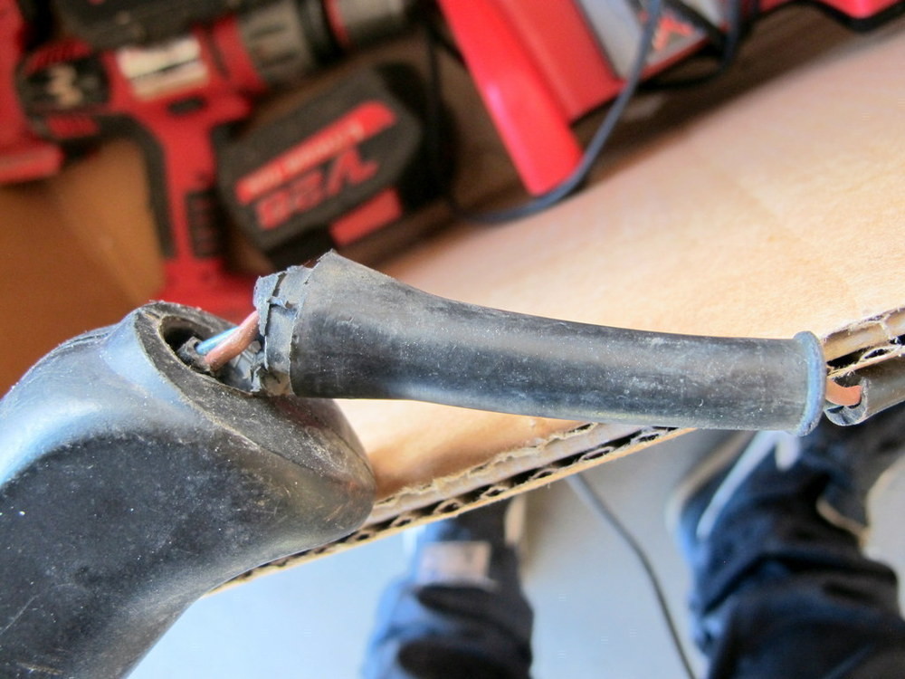 Netauktion - Borrmaskin, laddare & cirkelsåg, Milwaukee