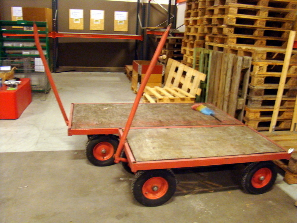 Netauktion - 2st vagnar