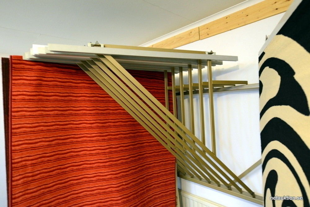 Netauktion - Ställningar för mattor