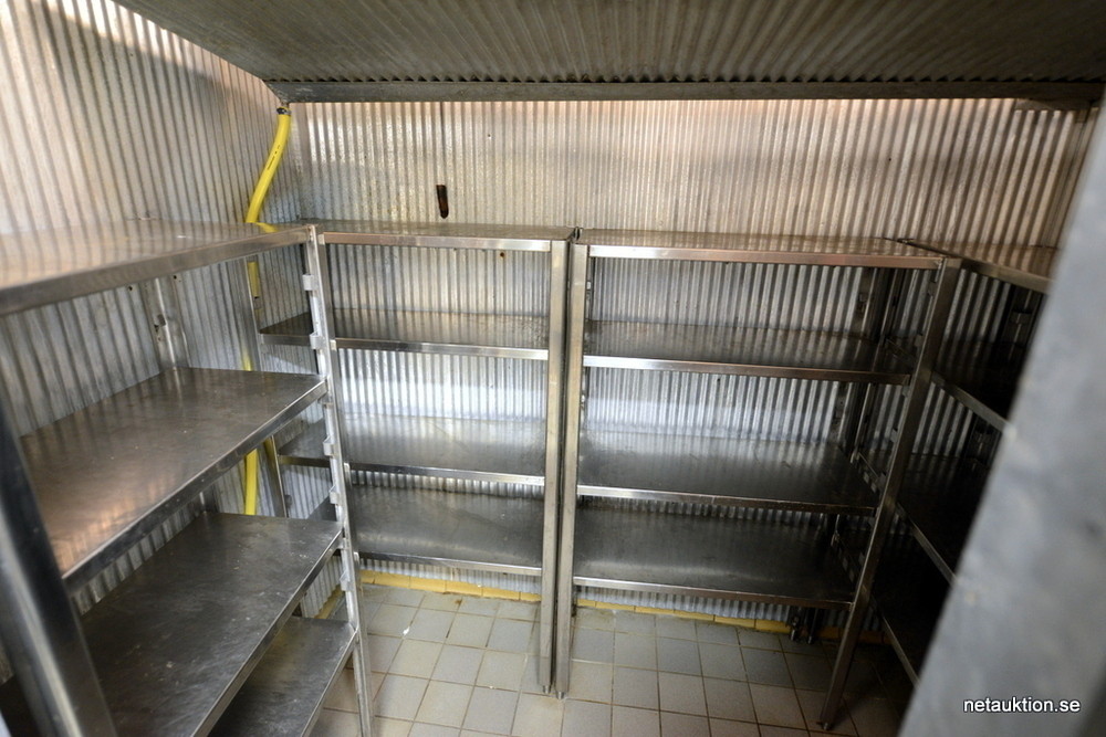 Netauktion - 4 hyllor