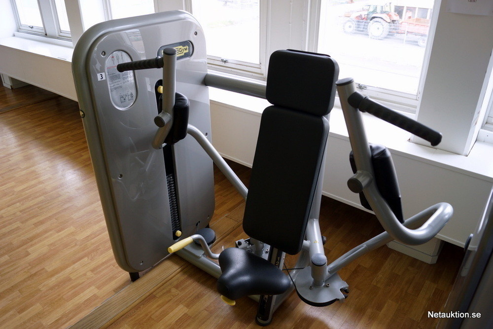 Netauktion - Pectoral machnie, Technogym Element