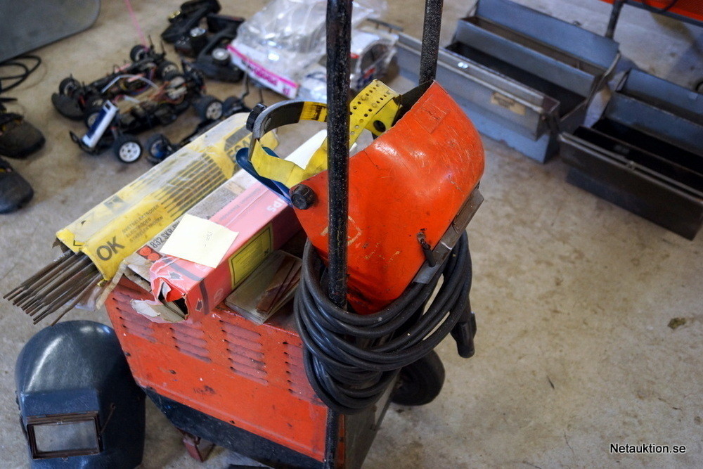 Netauktion - Pinnsvets, Kempak