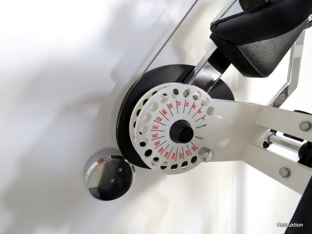 Netauktion - Pullover-maskin, Technogym