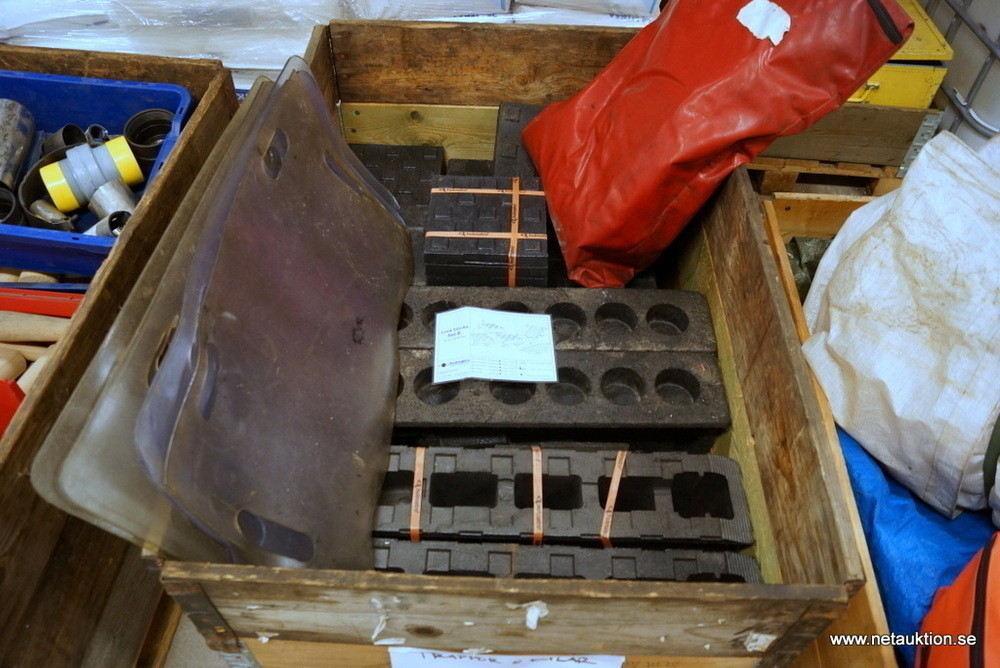 Netauktion - Holmatro lock blocks, konkilar, slang mm