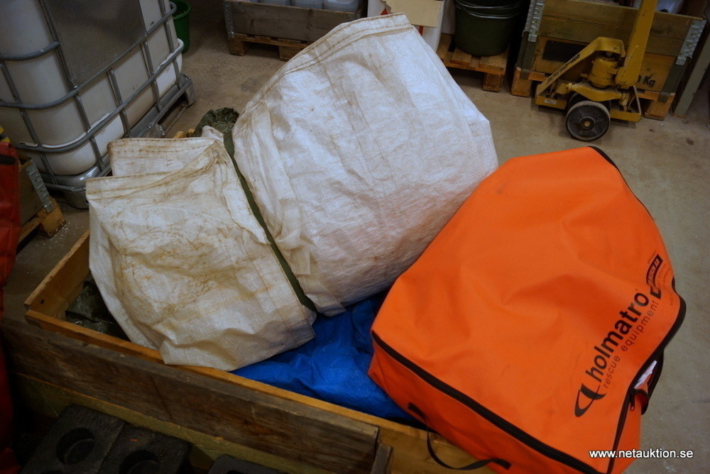 Netauktion - Holmatro lock blocks, konkilar, slang mm