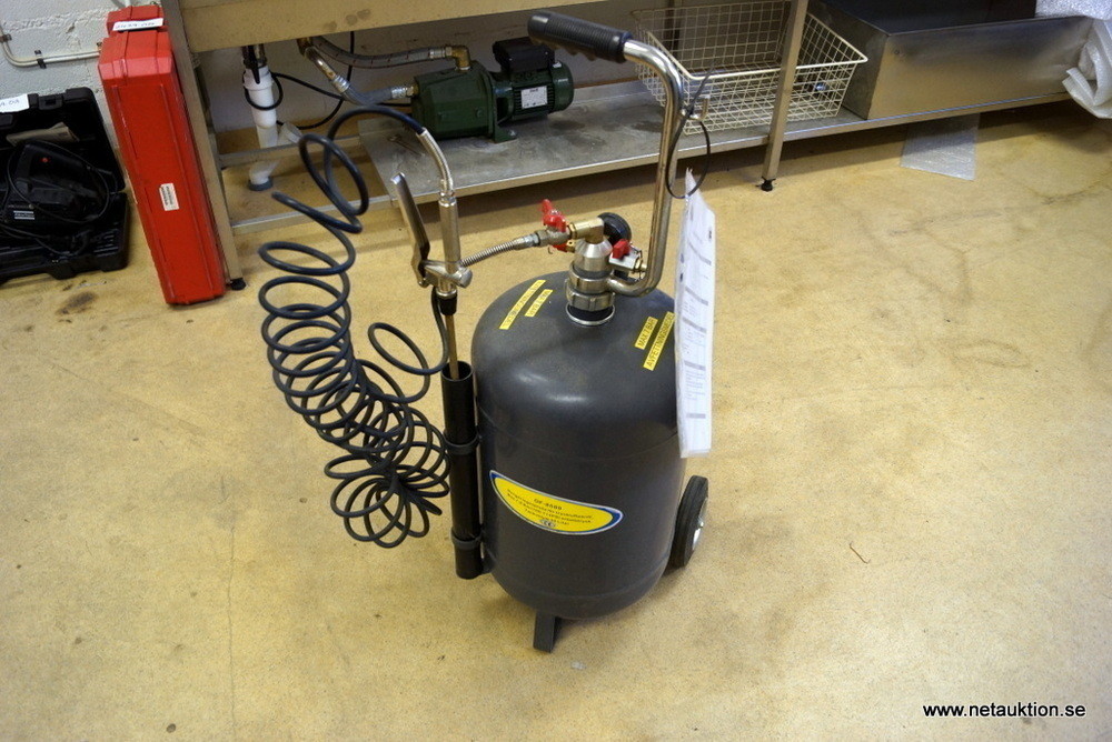 Netauktion - Tryckspruta, 30L