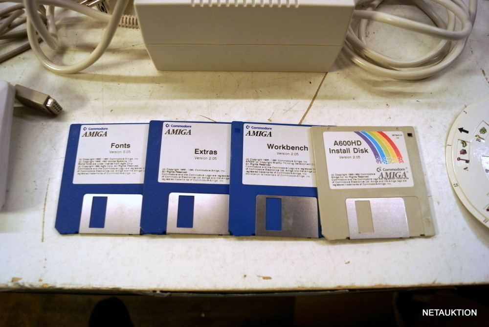 Netauktion - Commodore Amiga 600 HD (1)