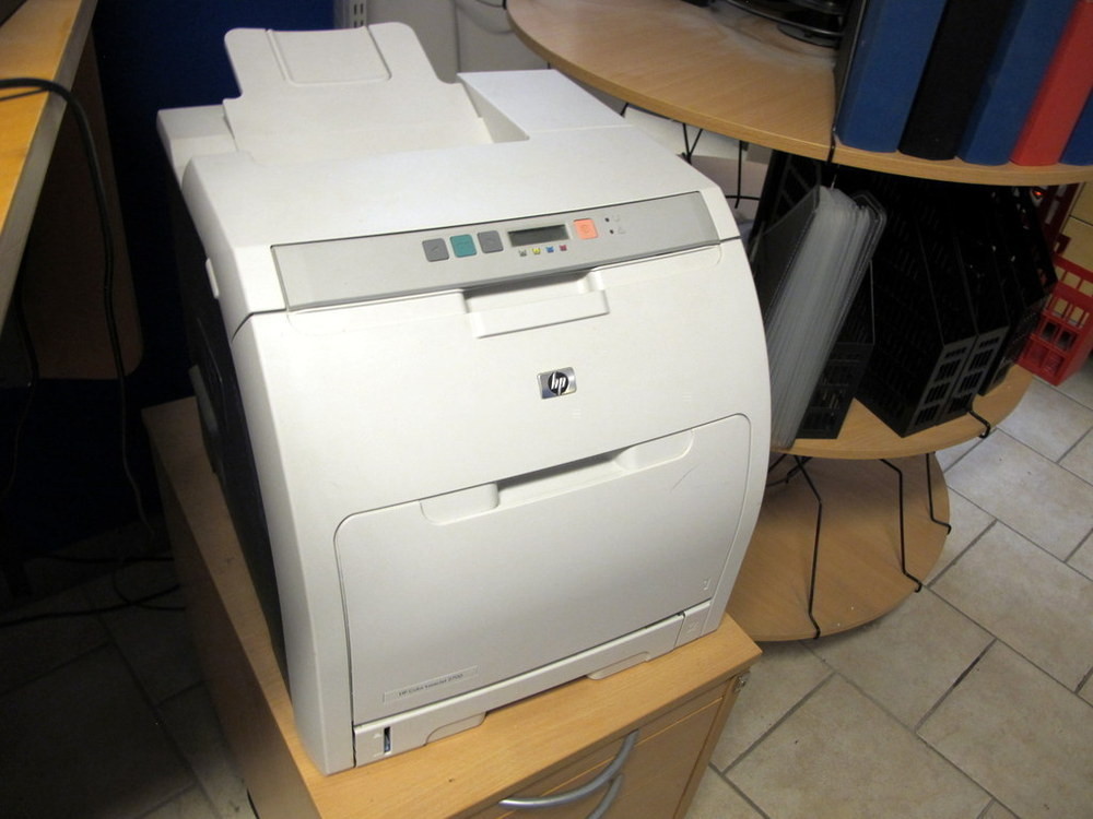 Netauktion - Stationär dator och skrivare, HP