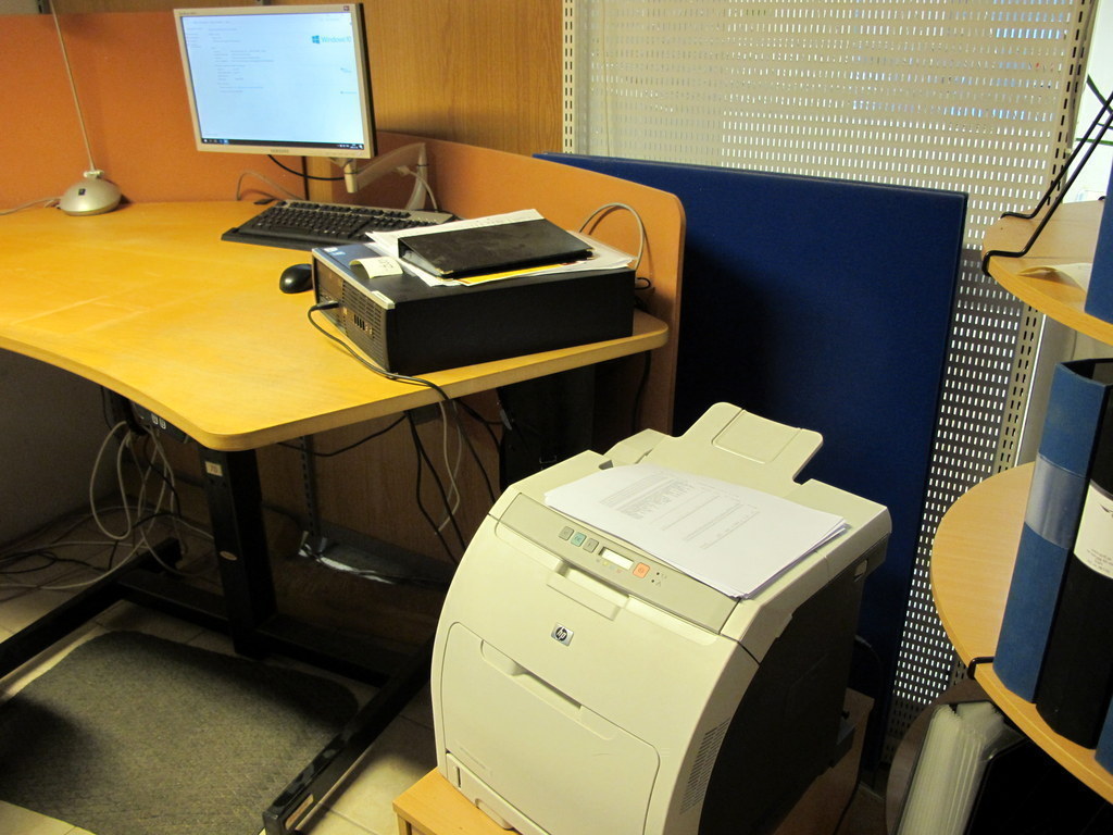 Netauktion - Stationär dator och skrivare, HP