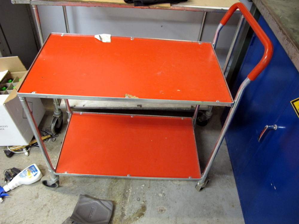 Netauktion - 2st vagnar