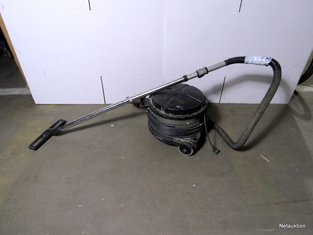 Netauktion - Dammsugare, Nilfisk GD930