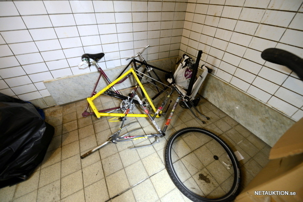 Netauktion - Cykeldelar (1)