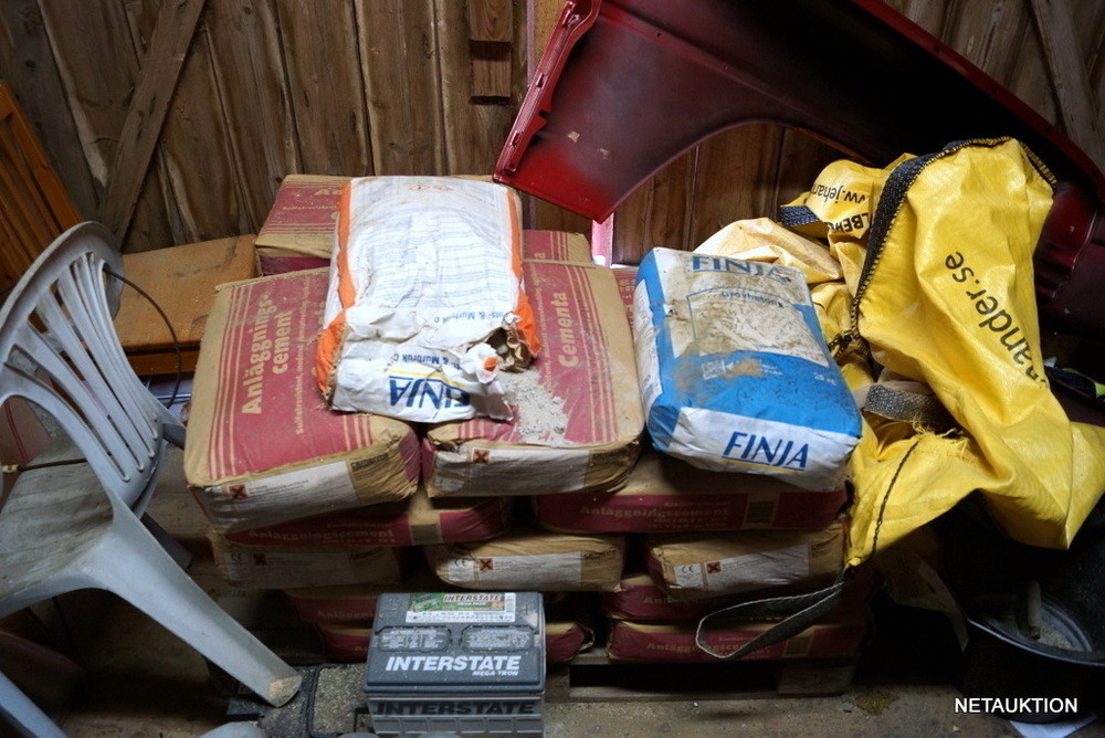 Netauktion - En pall cement