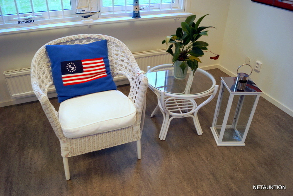 Netauktion - Stol och bord