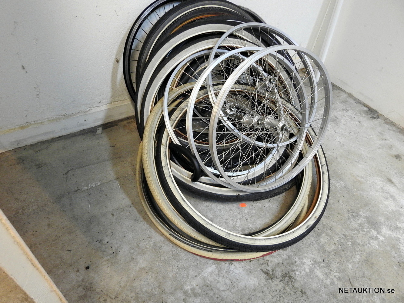 Netauktion - Cyklar + cykeldelar