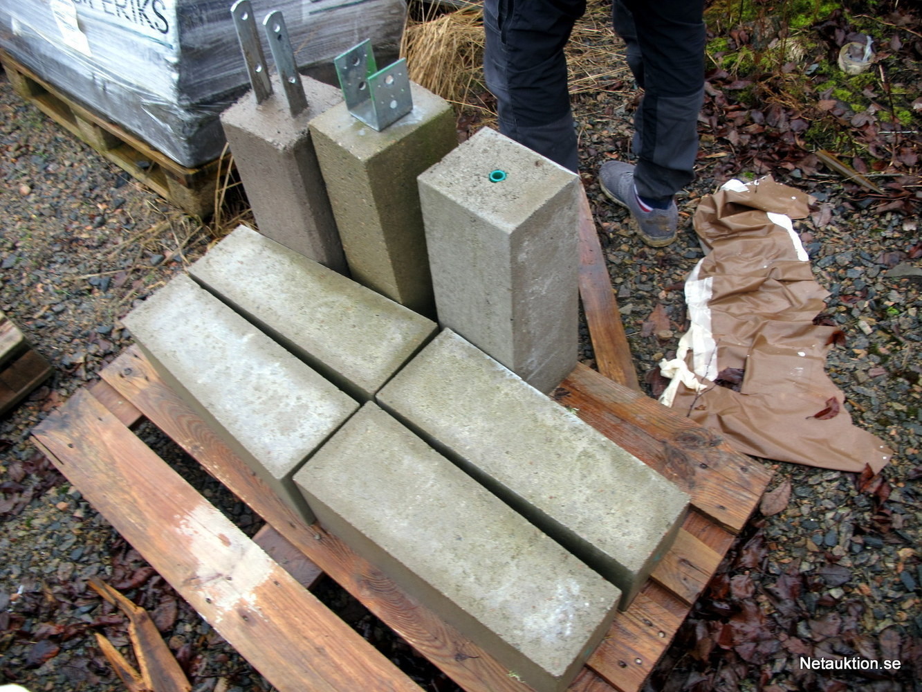 Netauktion - Plintar / stolpskor