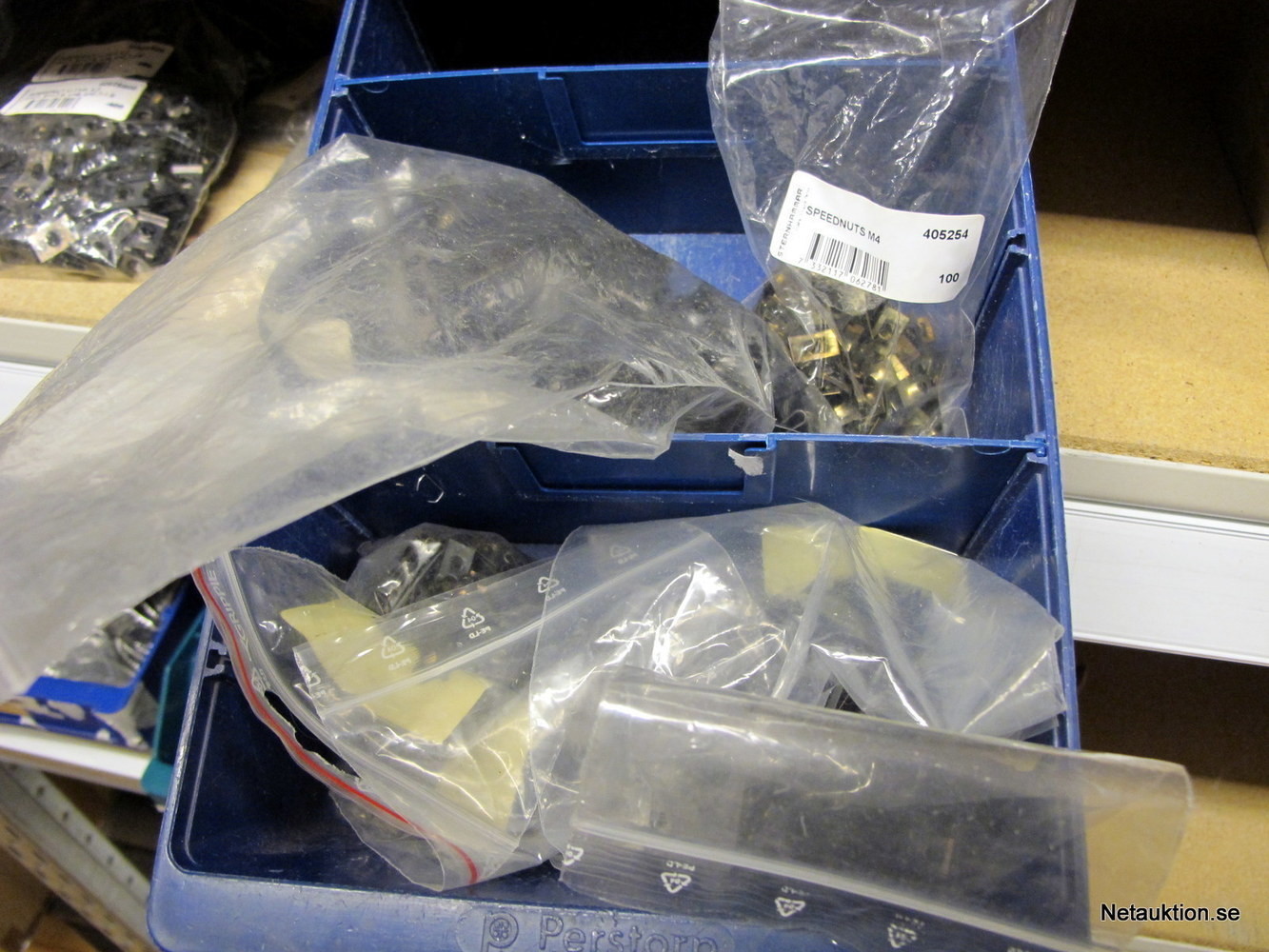 Netauktion - Spårclips, snabbmutter och saxpinnar