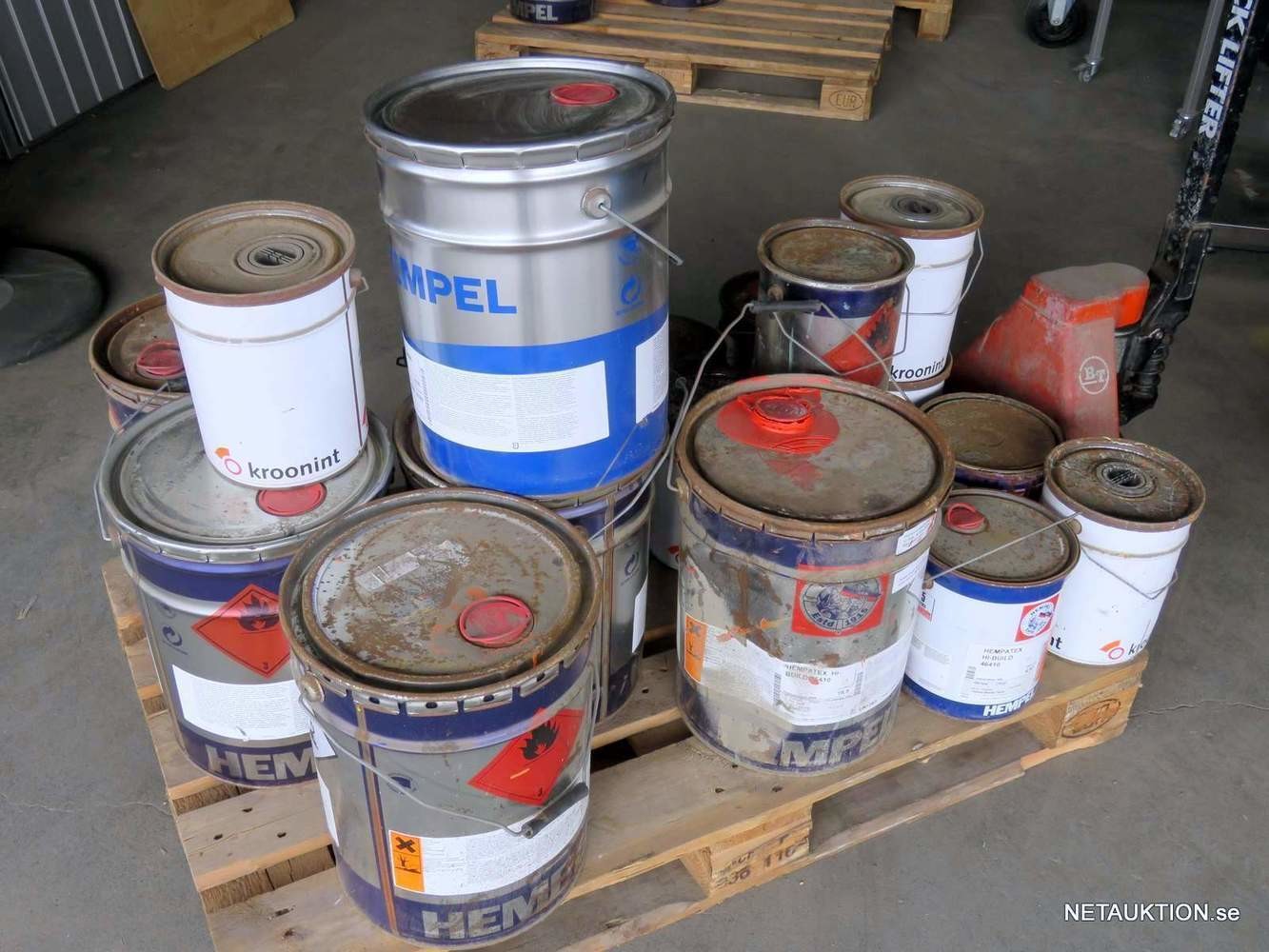 Netauktion - Pall med bl.a Hempatex, kroonint