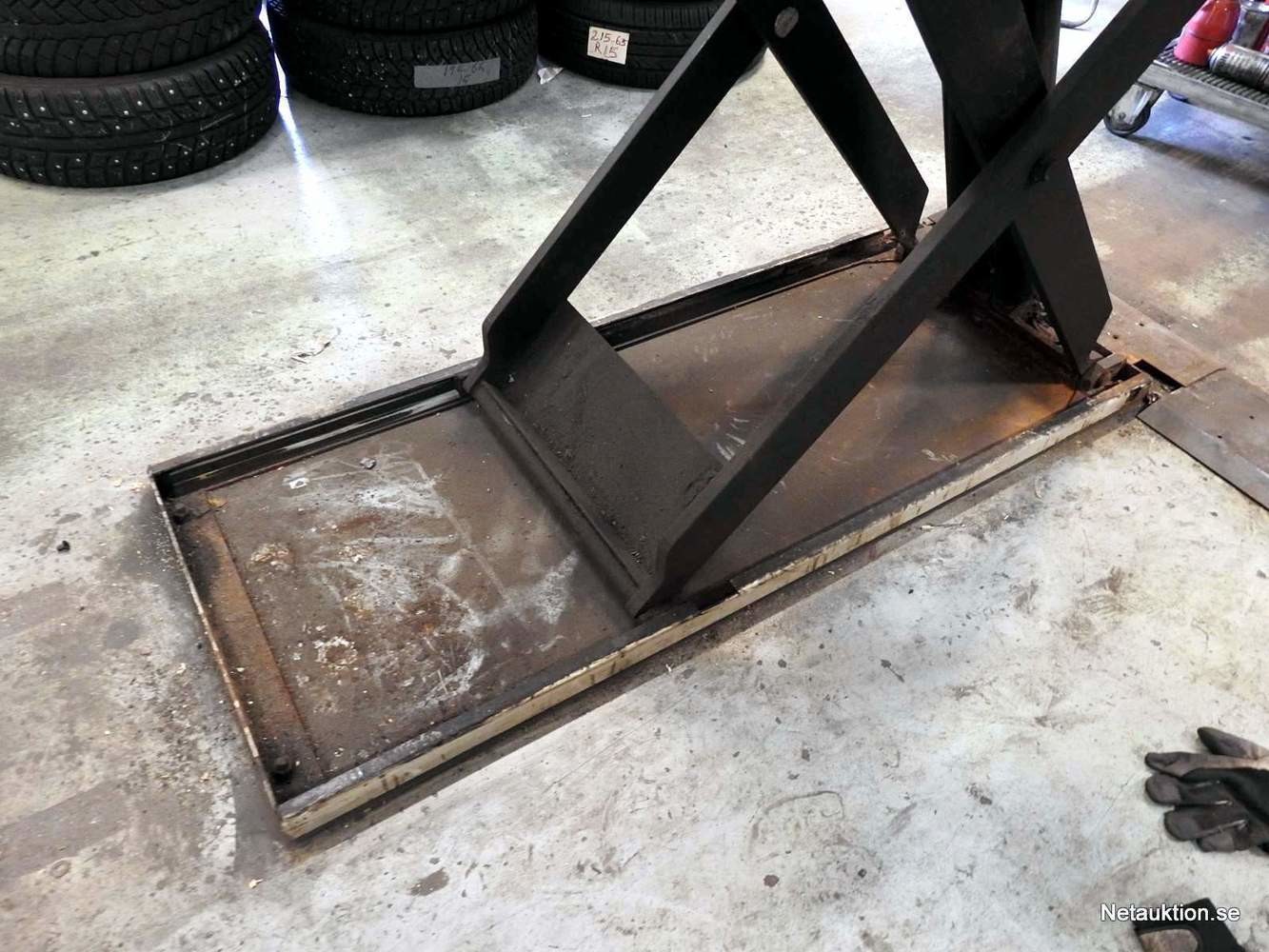 Netauktion - Saxlyft, Consul