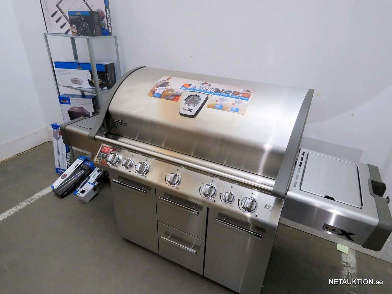 Netauktion - Napoleon gasolgrill, LEX 730 + tillbehör