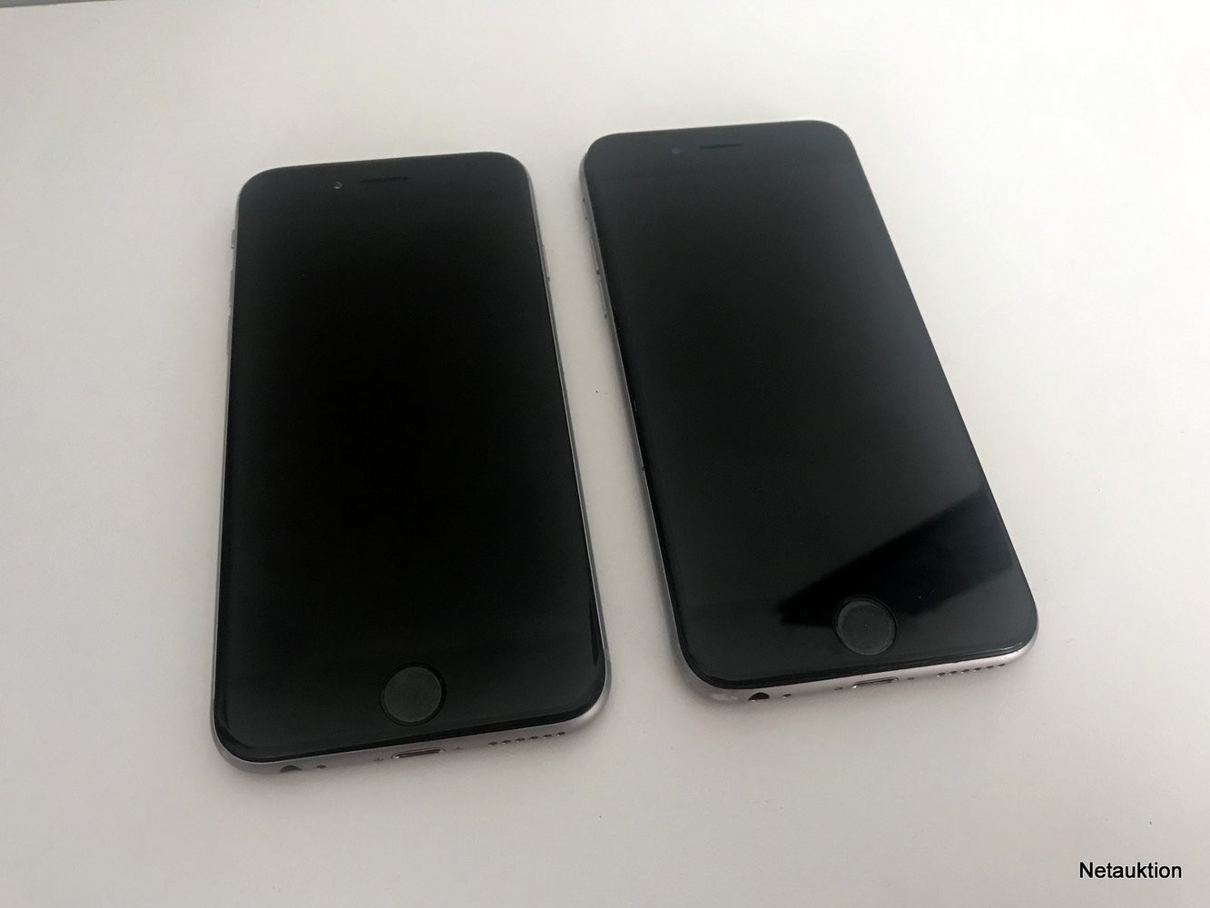Netauktion - 2st iPhone 6 (iCloud-& pinkodslåsta)