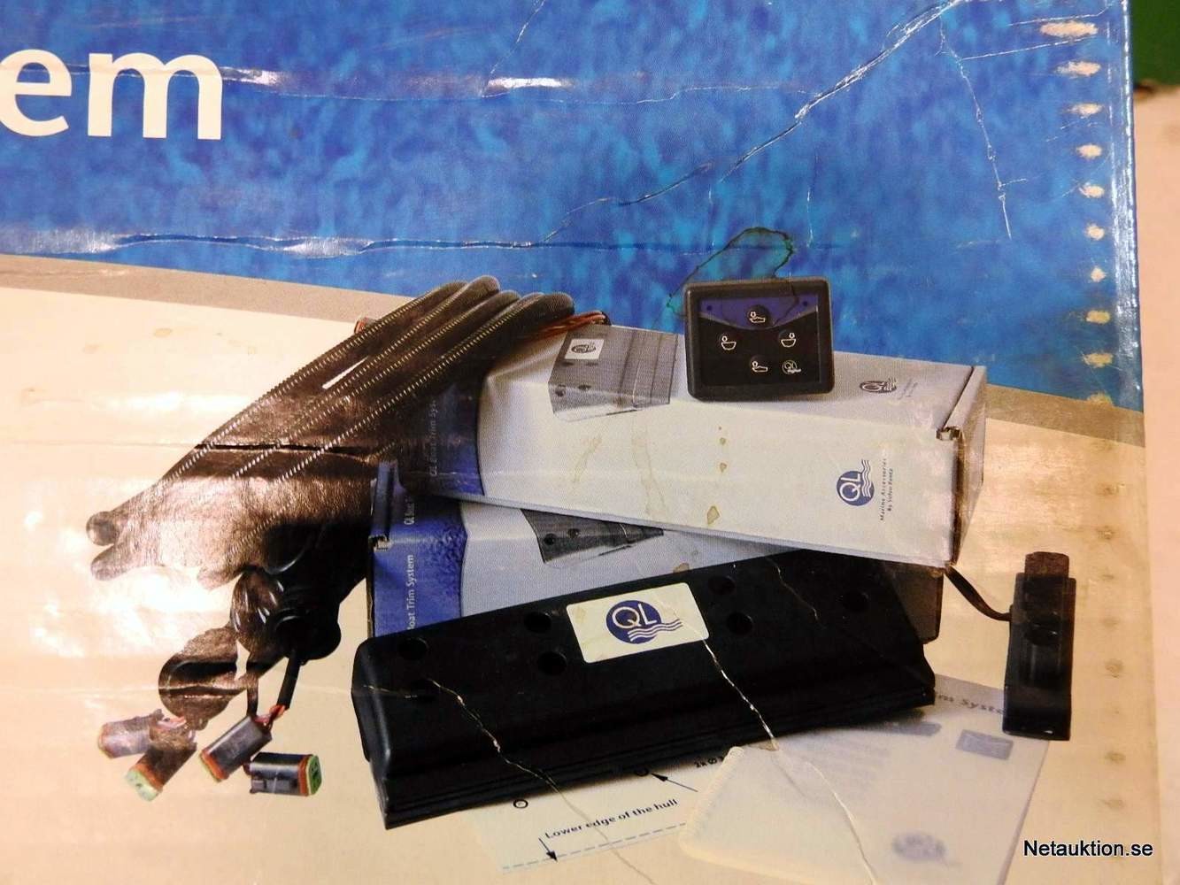 Netauktion - Boat trim system