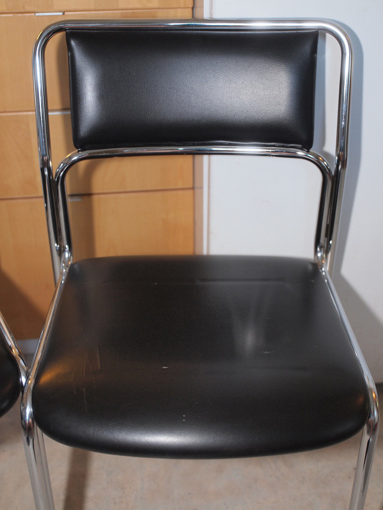 Netauktion - 6st Stapelbara stolar