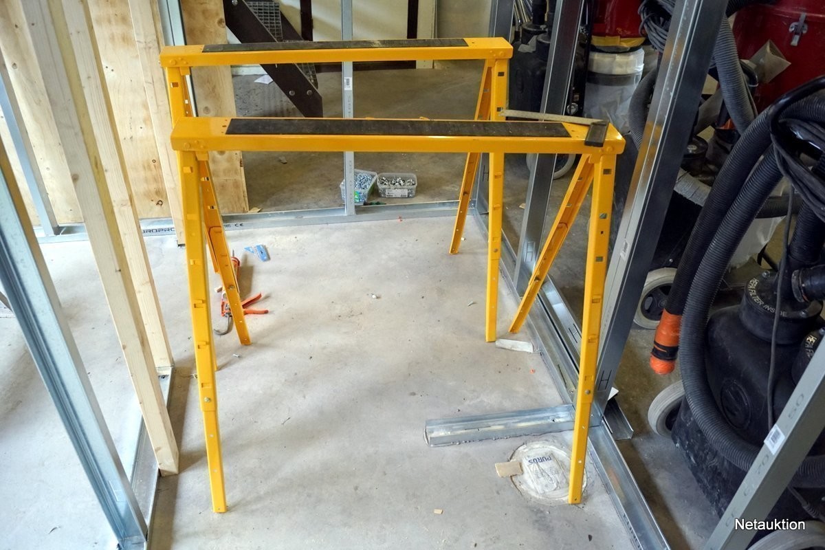 Netauktion - Materialbockar & bockar