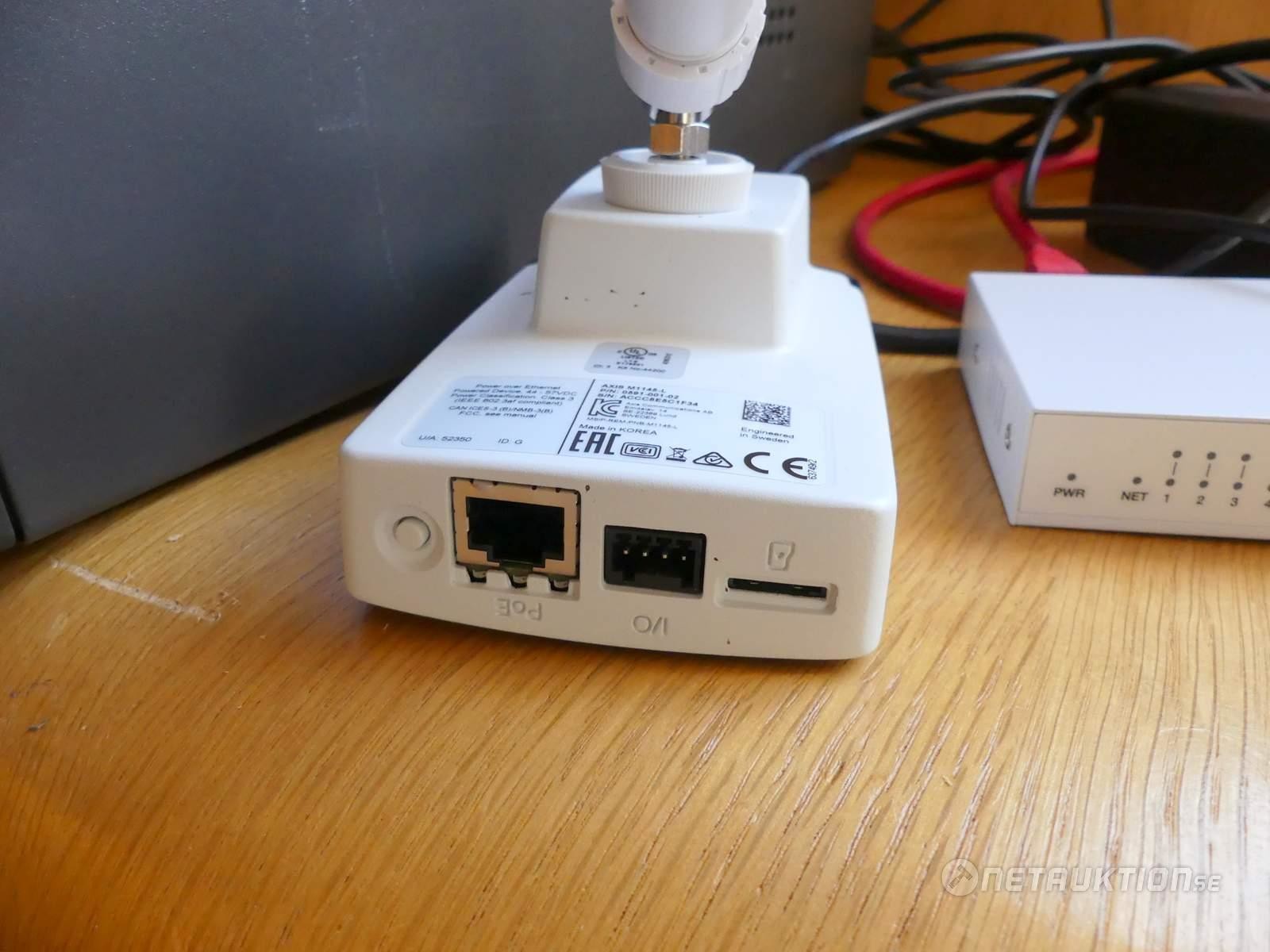 Netauktion - APC UPS & AXIS IP-kamera med AXIS Switch