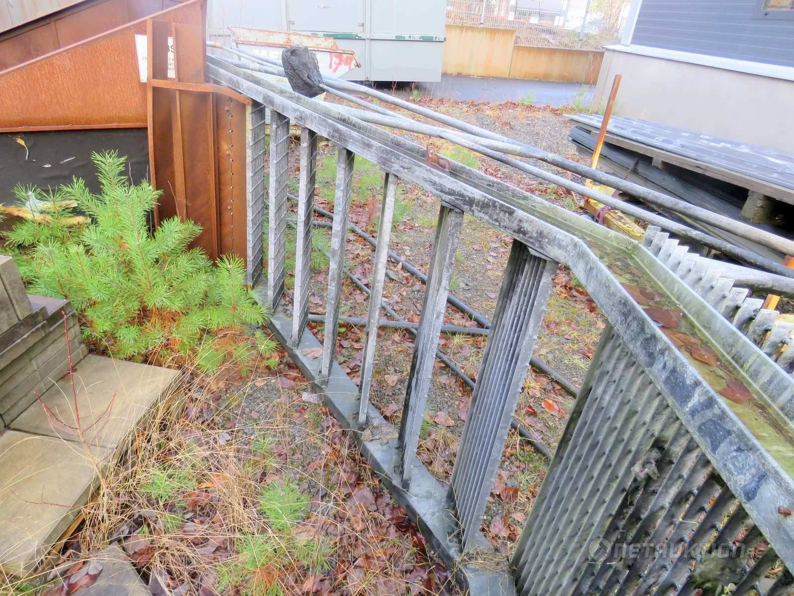 Netauktion - Galvaniserad trappa