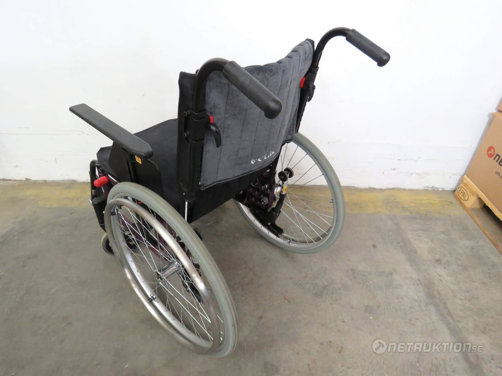 Netauktion - Fällbar rullstol, Etac cross