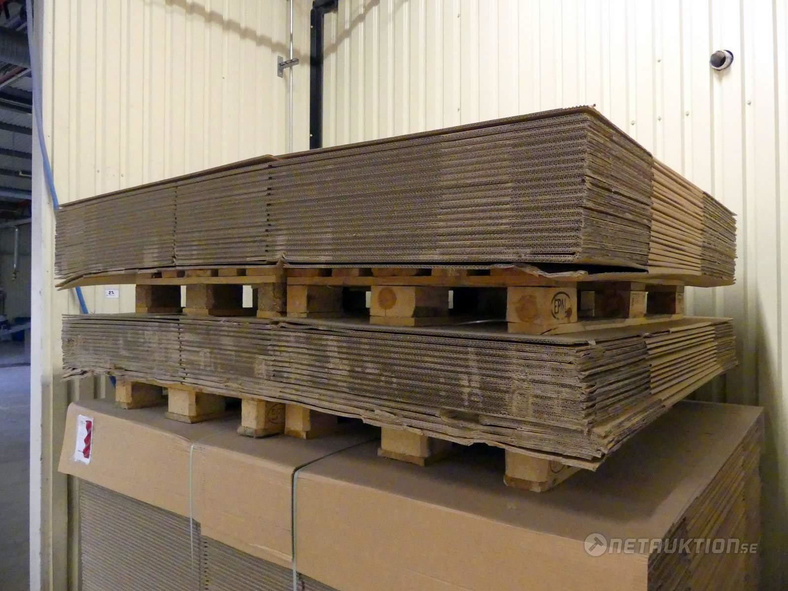 Netauktion - Kartong, Wellcontainer