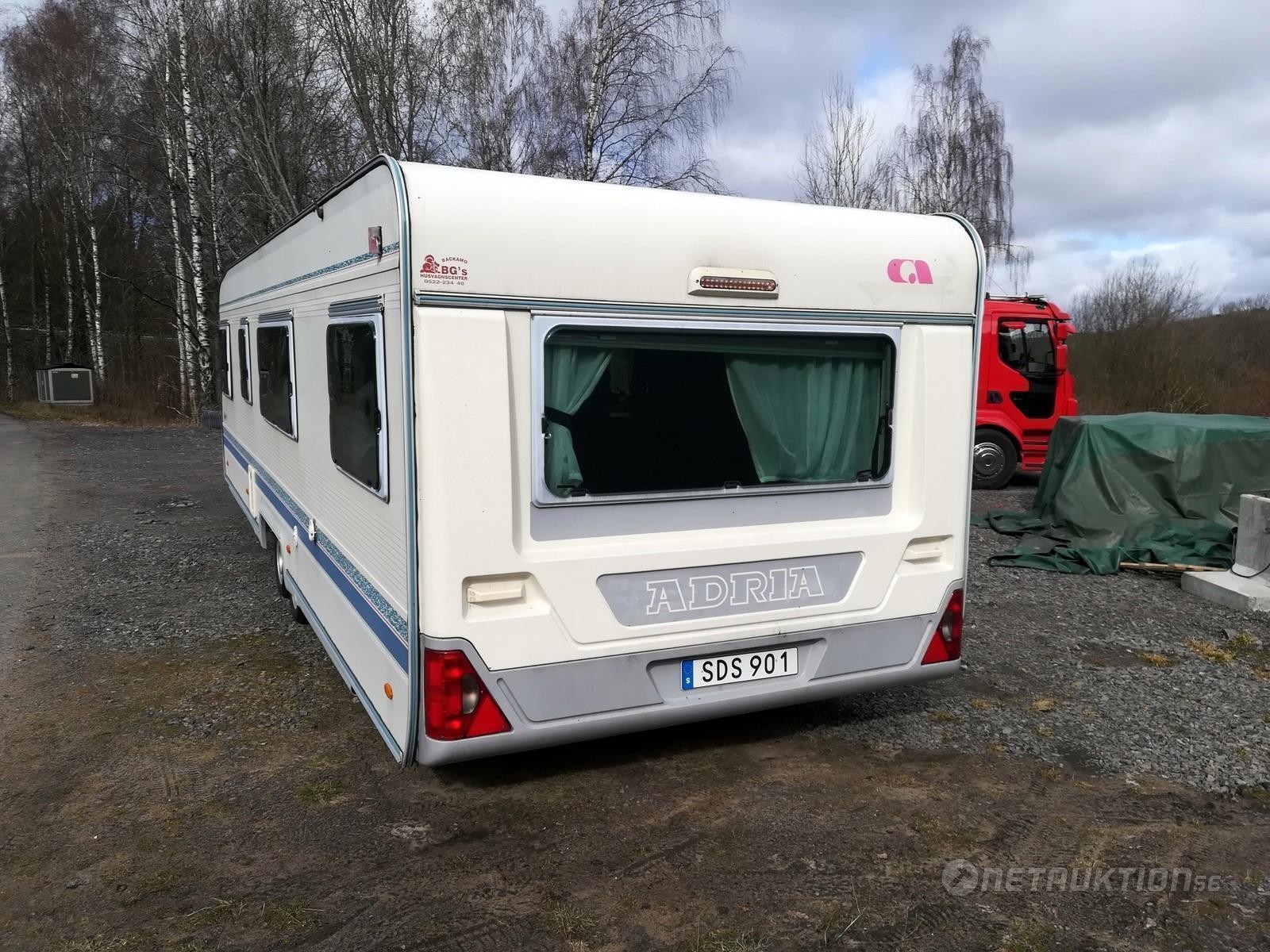 Netauktion - Husvagn Adria Unica -01 (SDS901)